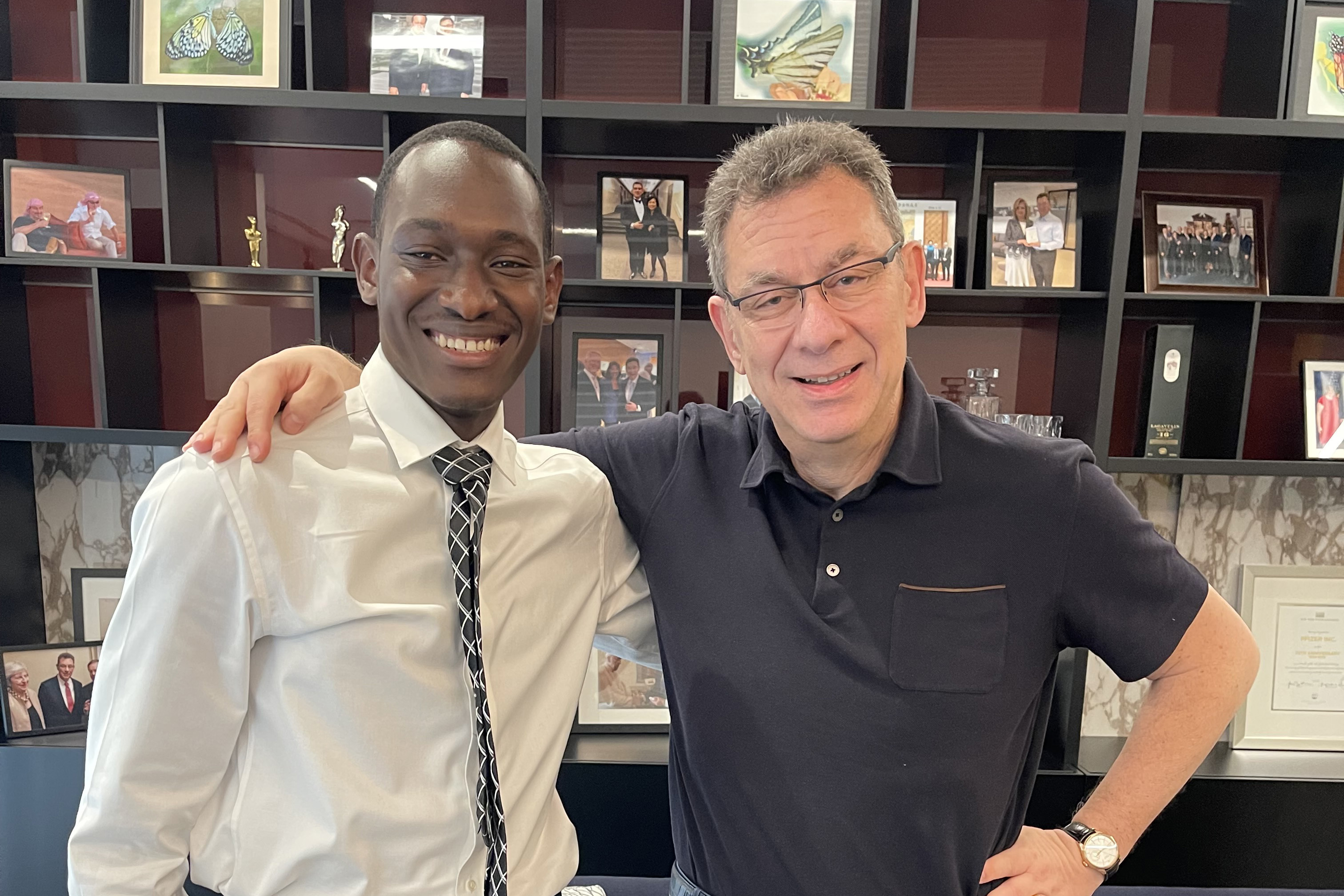 Pfizer Chairman and CEO Hosts D.C. Posse Ubben Fellow | The Posse ...